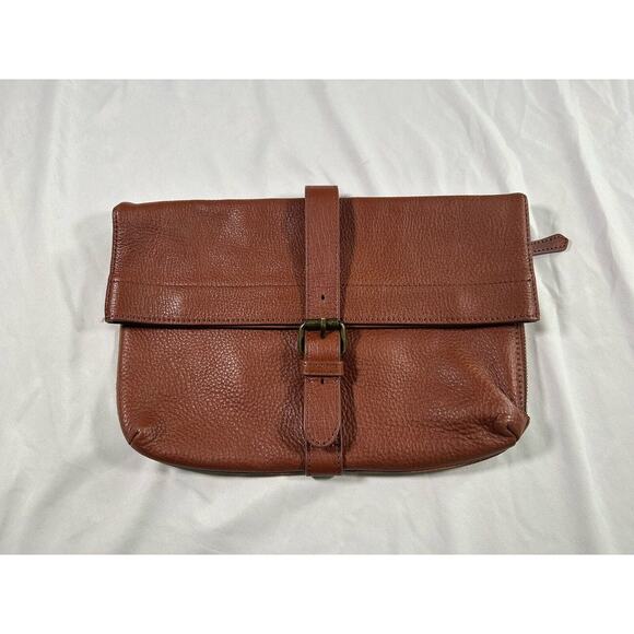 L.L. Bean | Bags | Ll Bean Signature 0 Pebbled Brown Leather Clutch ...